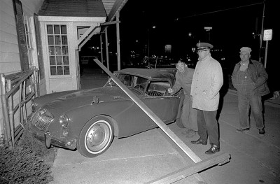 Colonial Restaurant Crash - Cape Girardeau History and Photos