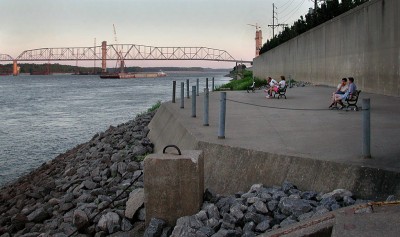 Down by the Riverside - Cape Girardeau History and Photos