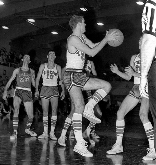December 1966 Basketball - Cape Girardeau History and Photos