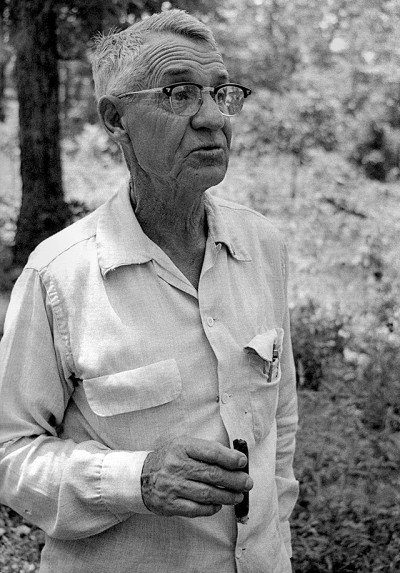 Buck Nelson's Spacecraft Convention - Cape Girardeau History and Photos